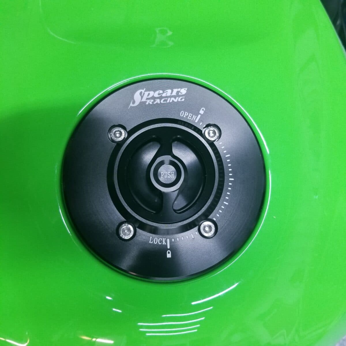 Billet Fuel Cap Ninja 400/ZX400RR Quick Release, Keyless